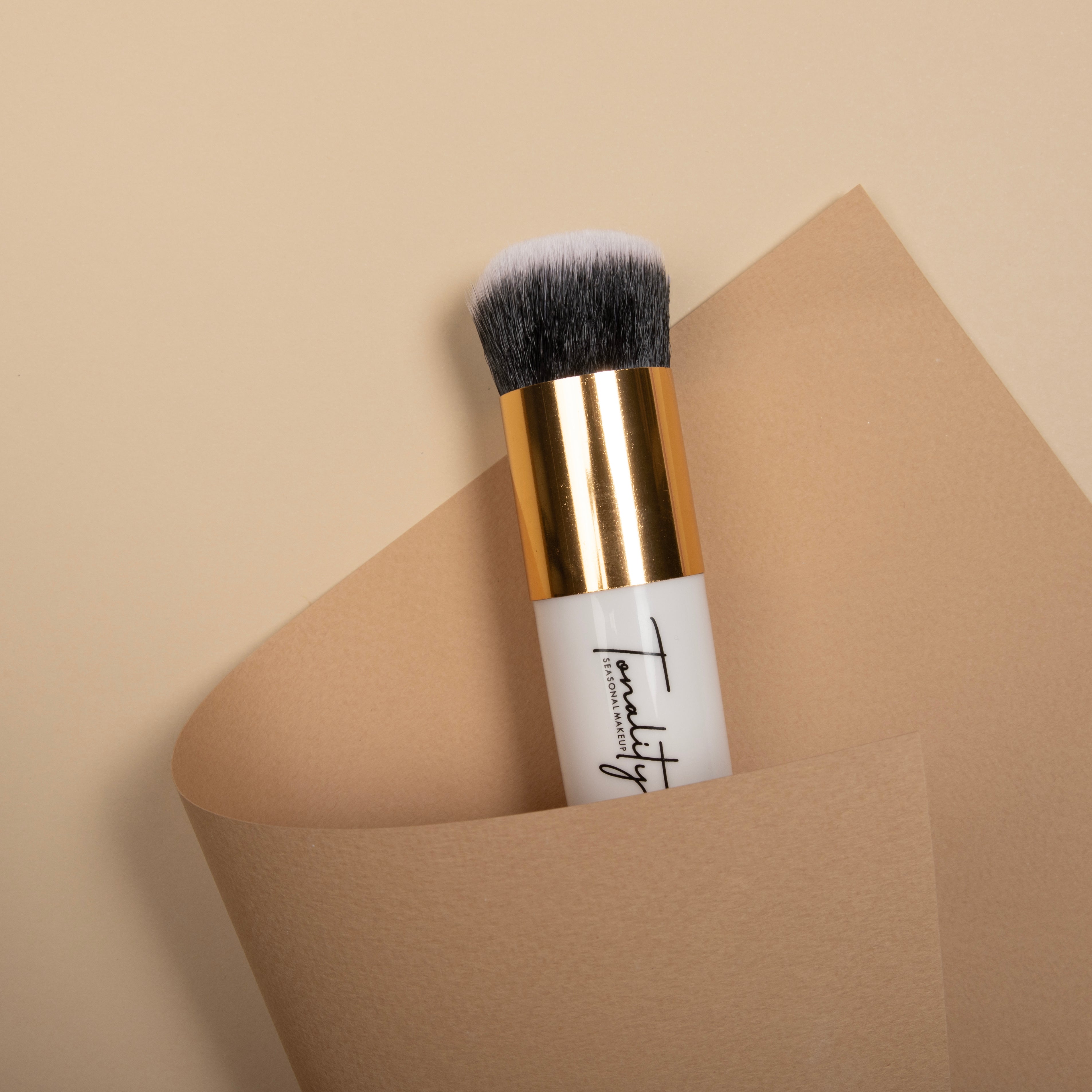 Kabuki Brush – Tonality